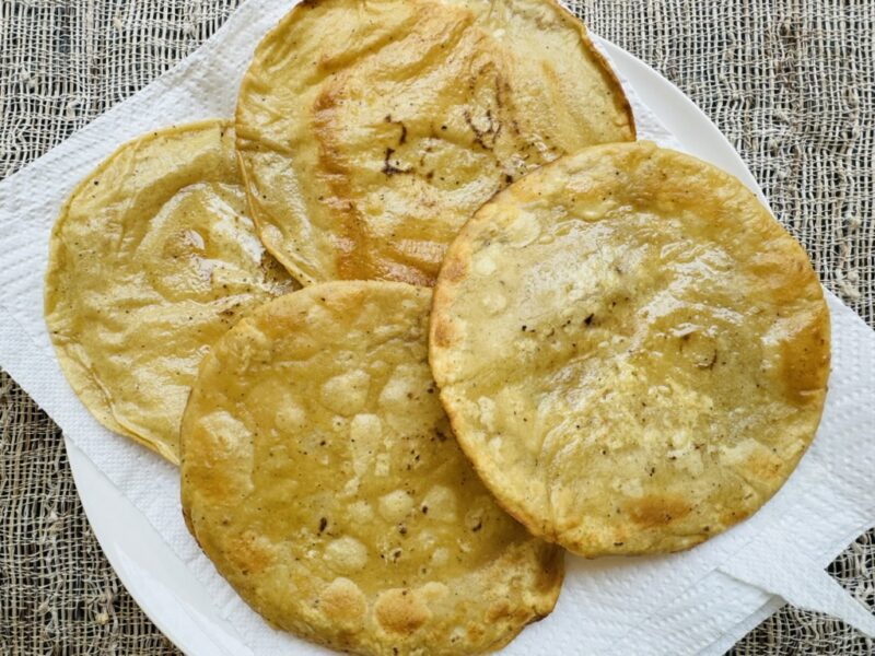 How to Eat a Tostada (recipes + step by step instructions ...